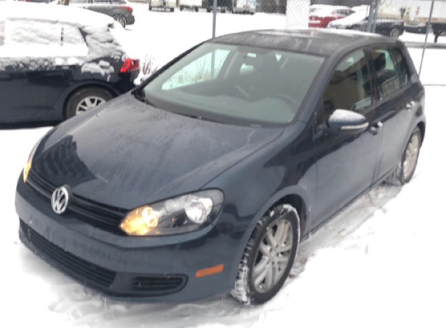 2011 Volkswagen Golf 2.5 | Avenues Sales & Leasing